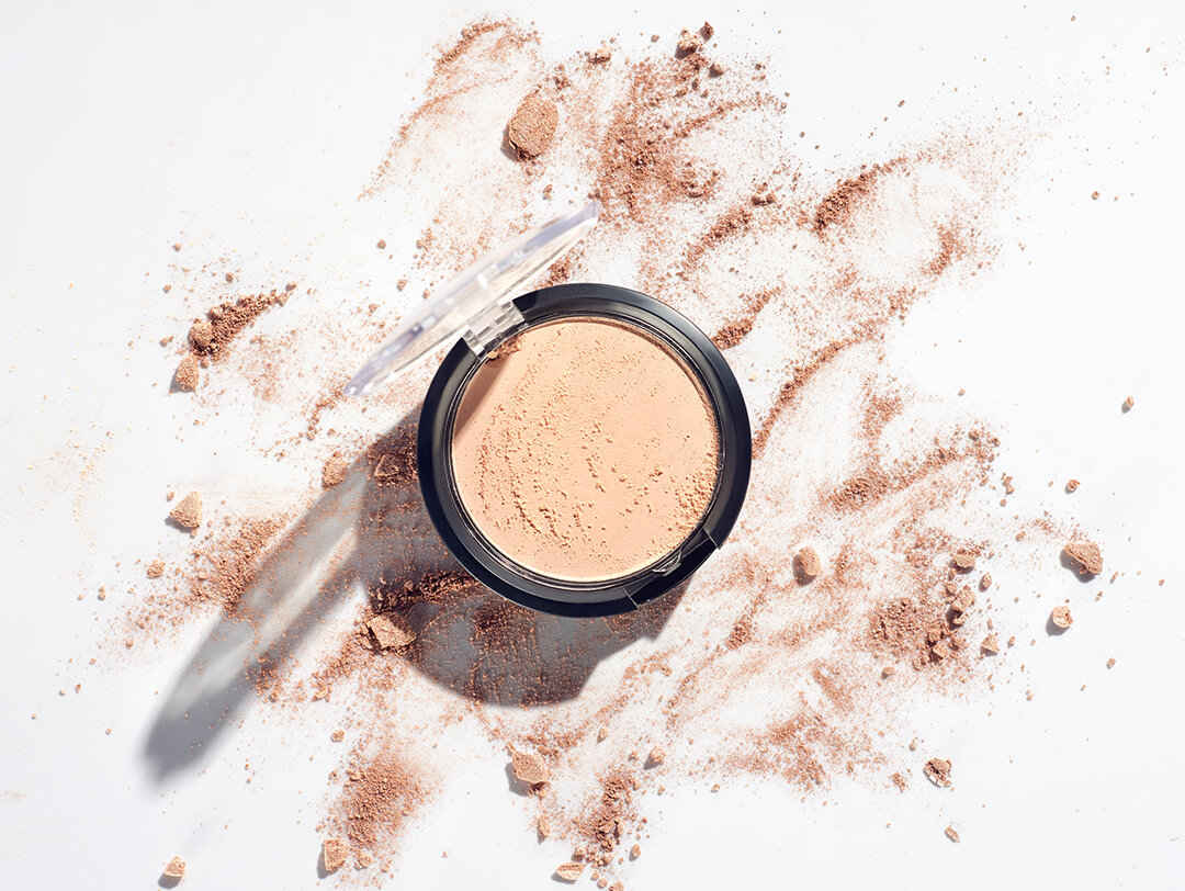 20 Best Powder Foundations for Every Skin Type and Need 2021 | IPSY