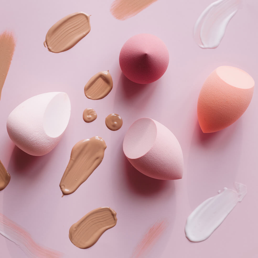 Powder vs. Liquid Foundation: Which is the Best for You? How to Choose ...