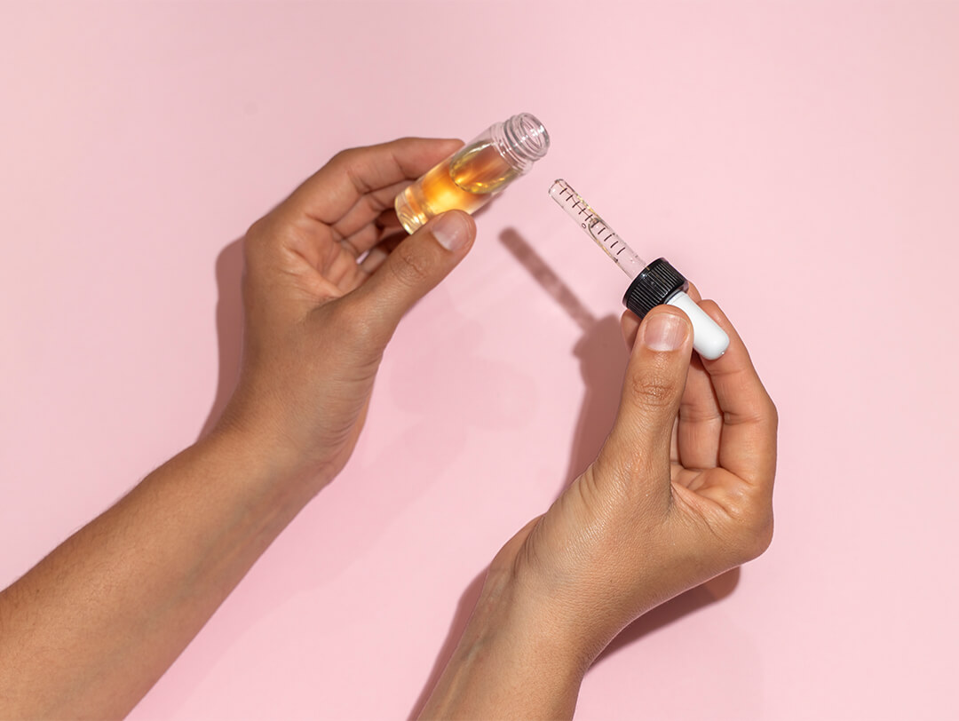 The 10 Best Oils for Acne: Essential Oils for Treating Acne | IPSY