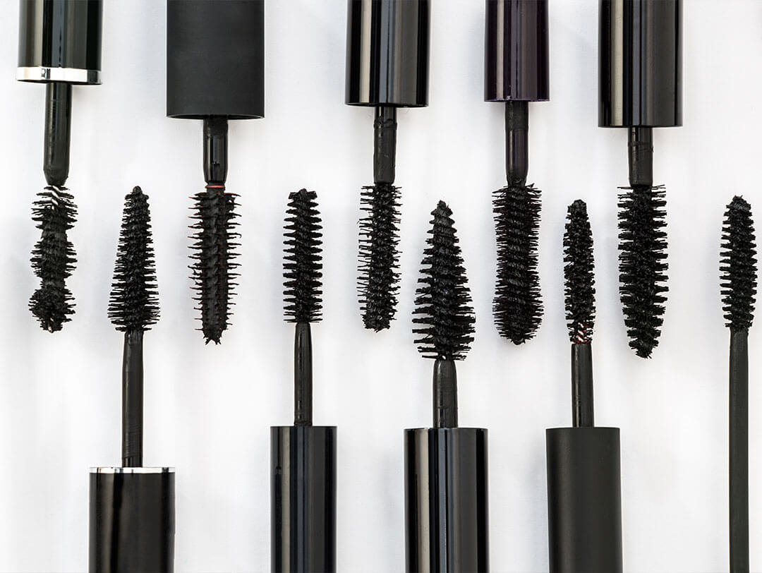 8 Different Types of Mascara Wands and What They Do