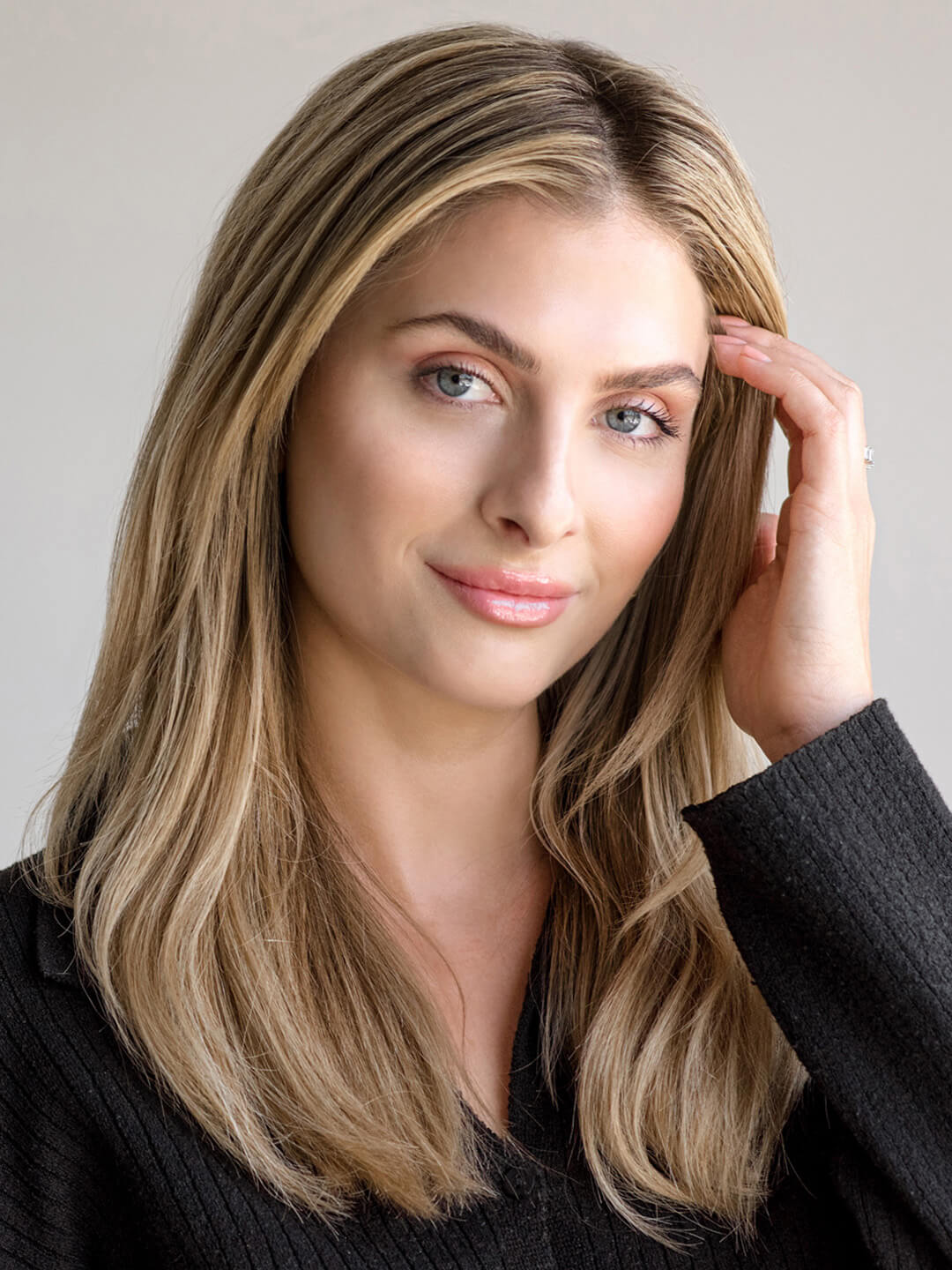 How to Create a Dewy Makeup Look, Expert Tutorial