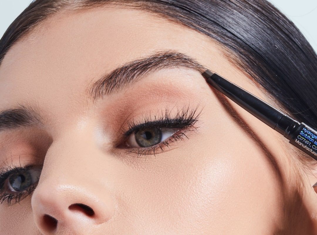6 Ways to Care for Your Brows Like a Pro At Home From Experts