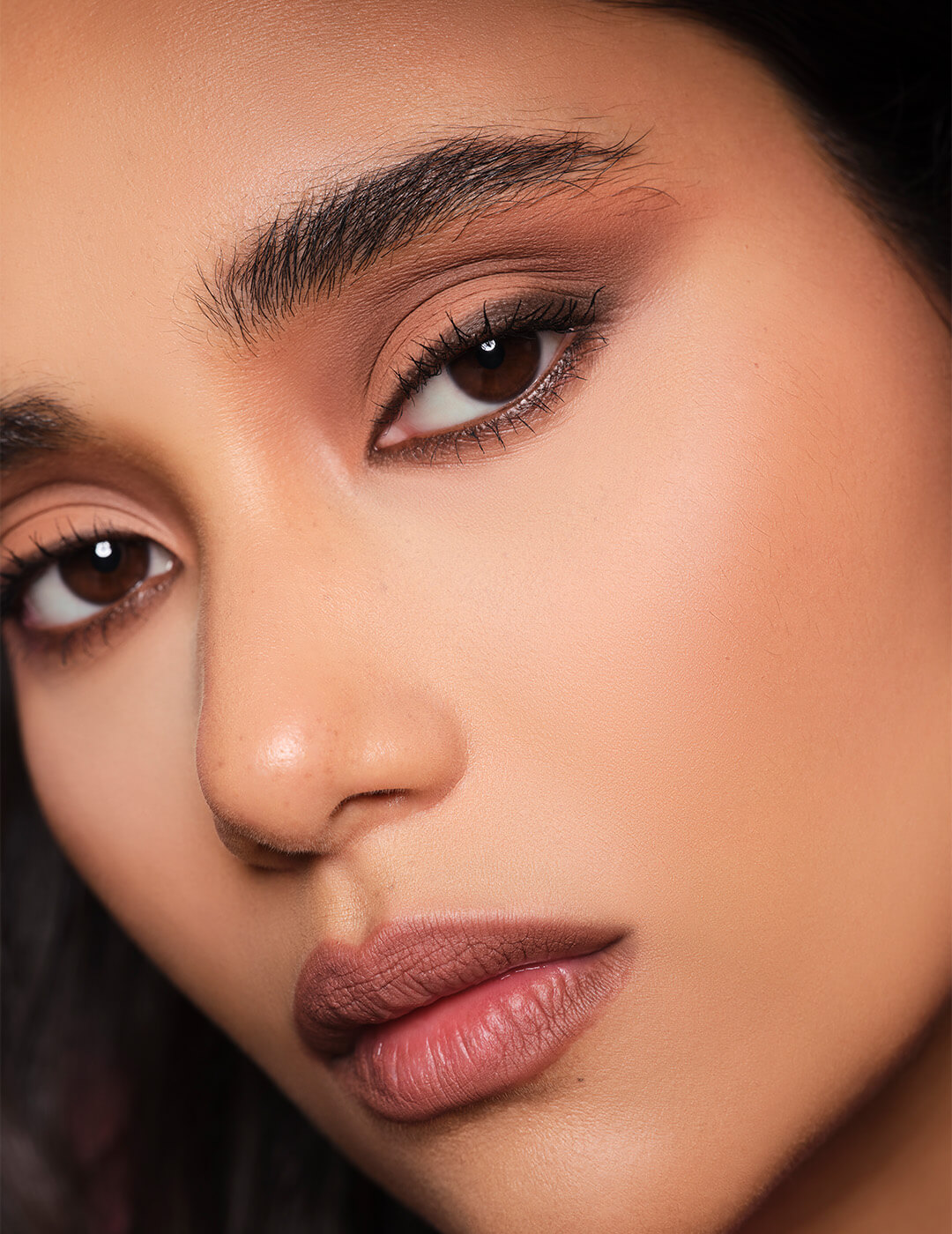 Ash K Holm Step-by-Step Smoky, Sultry Eyeshadow Tutorial | IPSY