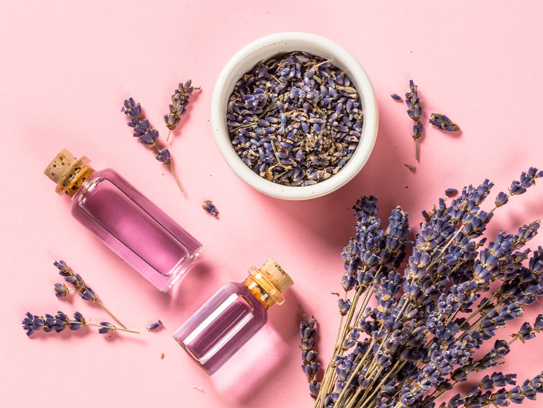 10 Essential Oils for Skin: The Best Essential Oils for Every Skin Type ...
